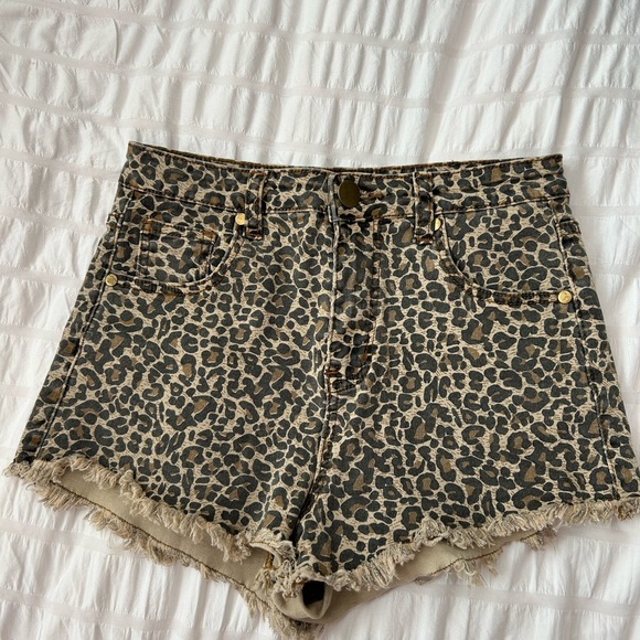 superdown | Shorts | Leopard Print Denim Shorts | Poshmark